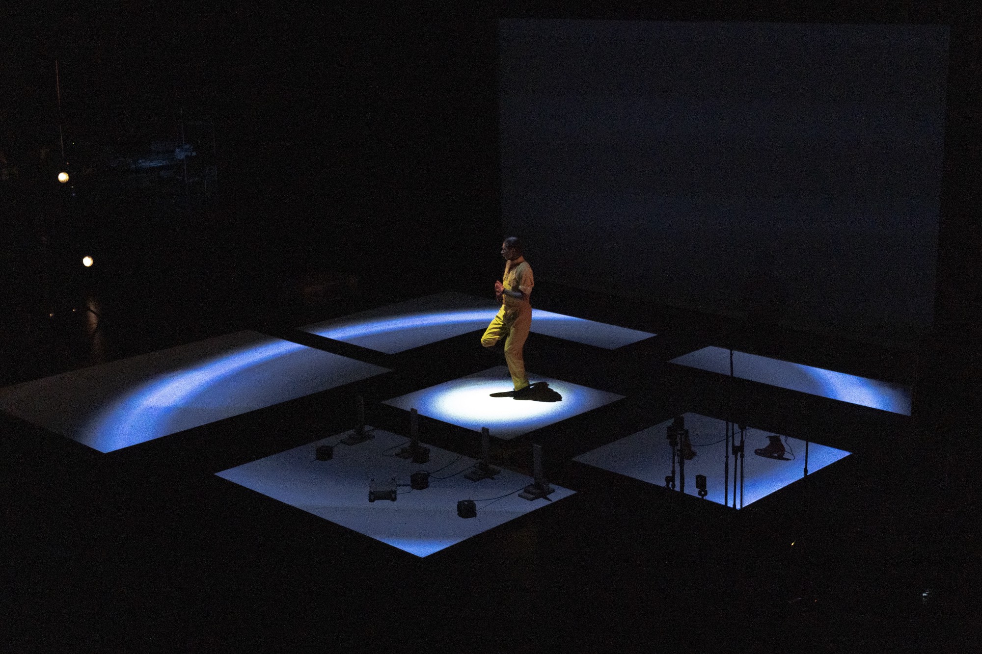 AI and a renowned dancer performed together — Can AI stimulate the ...